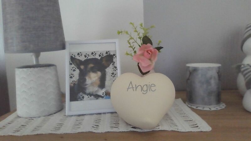 Angie - Du bist nicht mehr da , wo du warst , aber du bist überall, wo ...